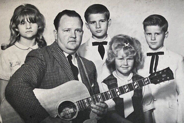 Rev. Dallas Alexander - Music - Folk Visions